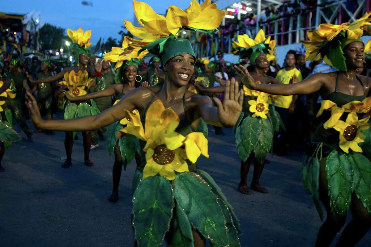Photos: Haiti's "Carnival of Flowers"