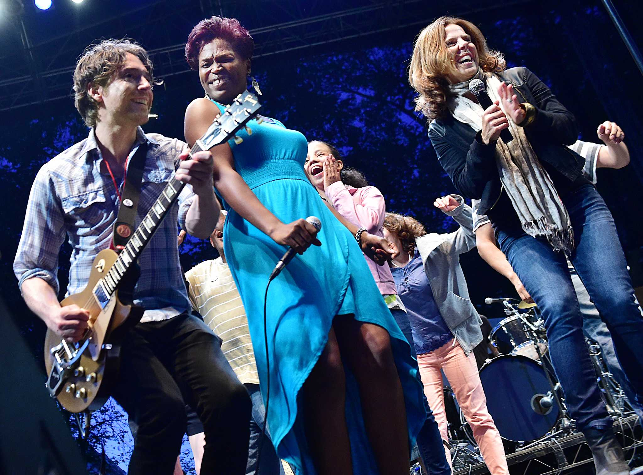 PHOTOS: Mary McBride Band performs at International Festival of Arts ...