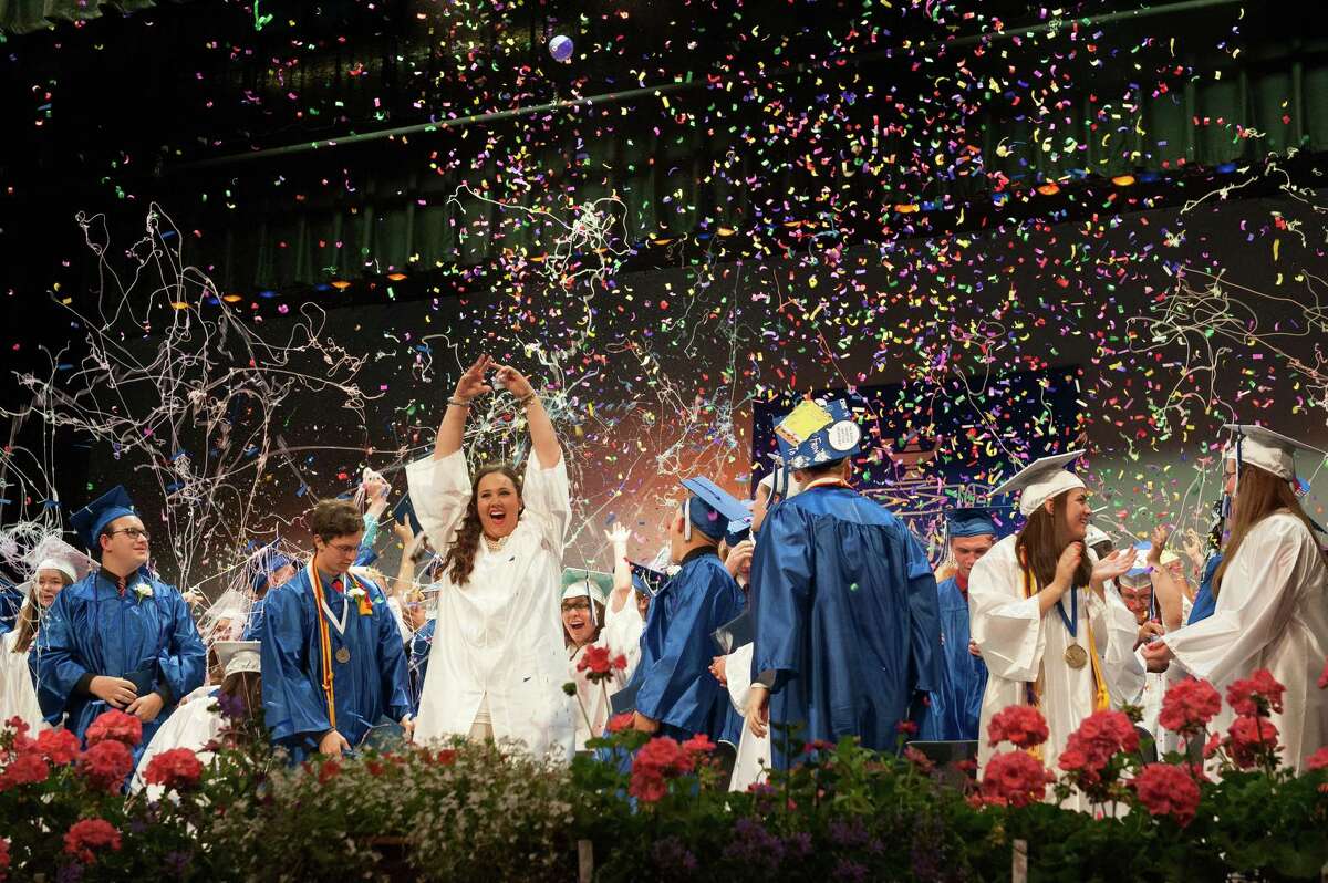 Coginchaug 2014 graduation