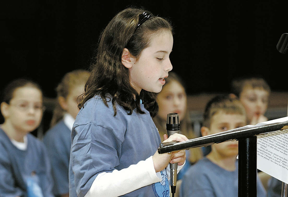 PRESS ARCHIVES: Photos from The Middletown Press, May 2000