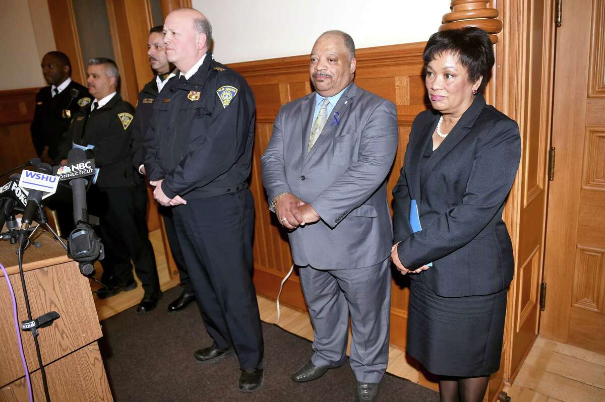 Photos of Pro Police Rally Supporting New Haven Police Officer Joshua ...