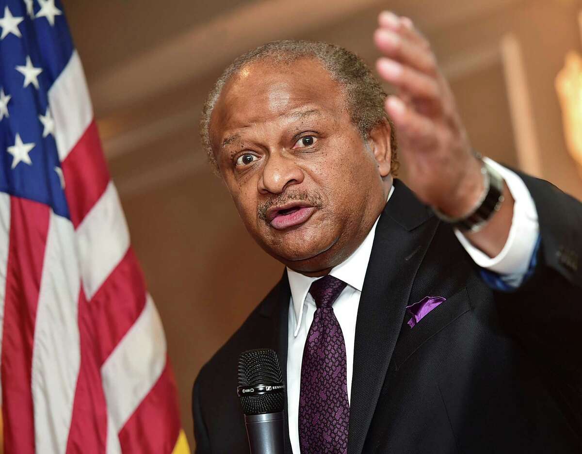 Perez among honorees at Black and Hispanic Caucus awards gala in New Haven