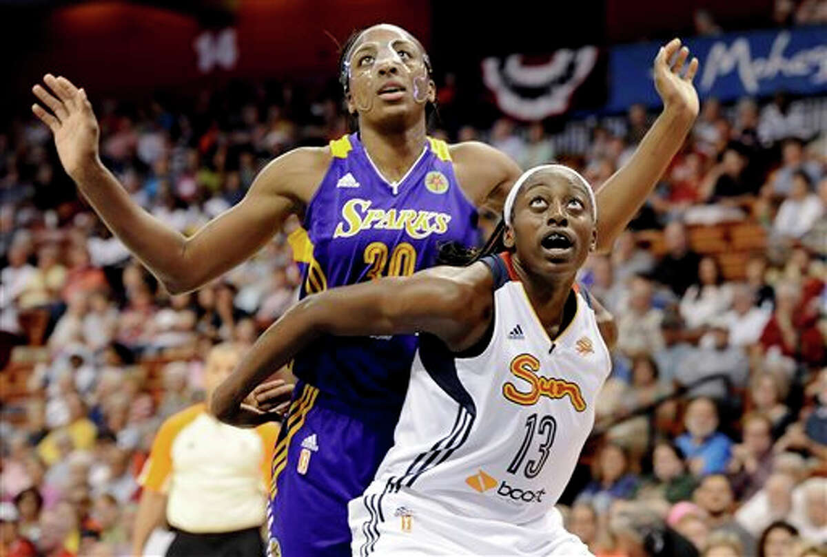 PHOTOS: WNBA's Ogwumike sisters, Chiney and Nneka, compete