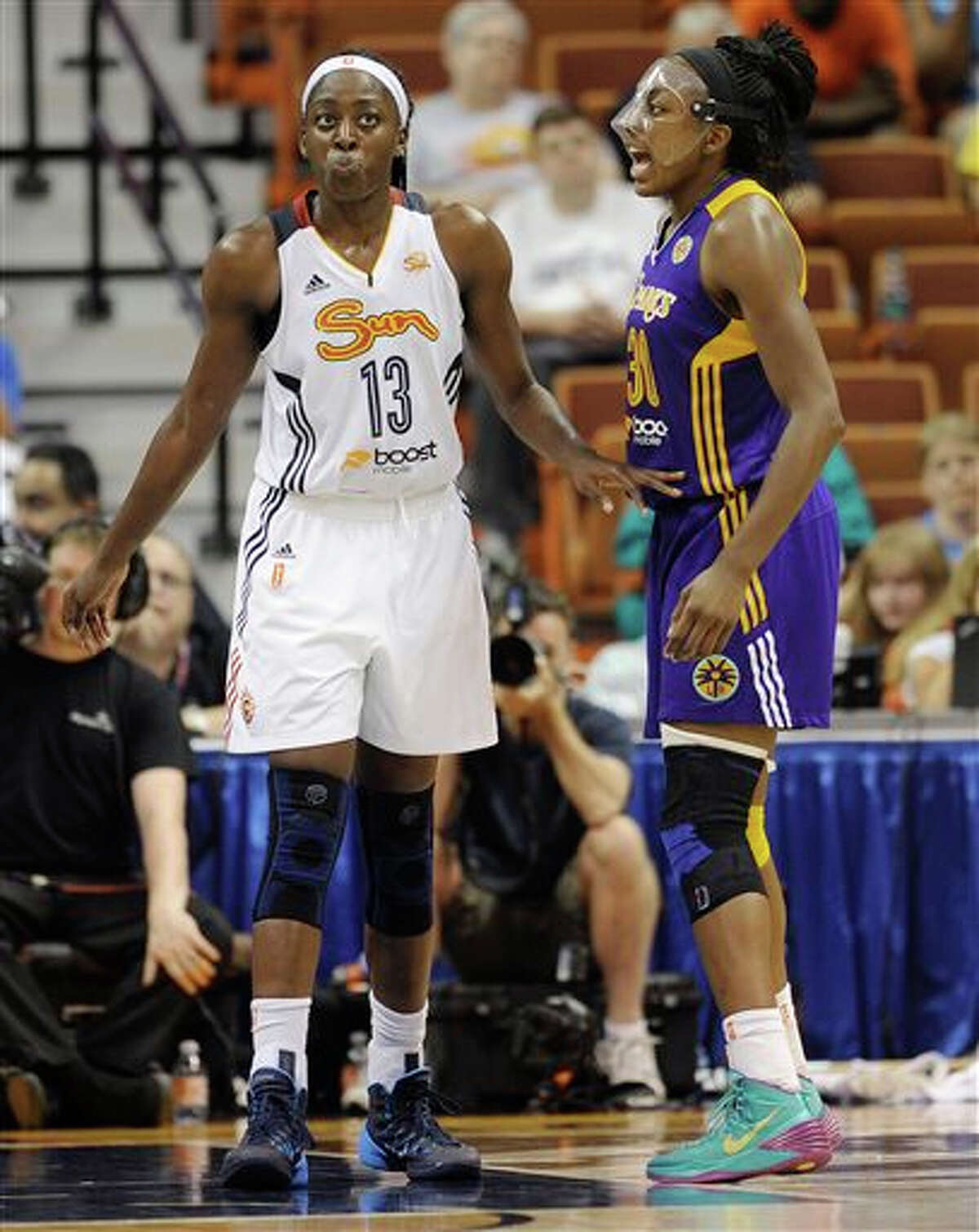 PHOTOS: WNBA's Ogwumike sisters, Chiney and Nneka, compete