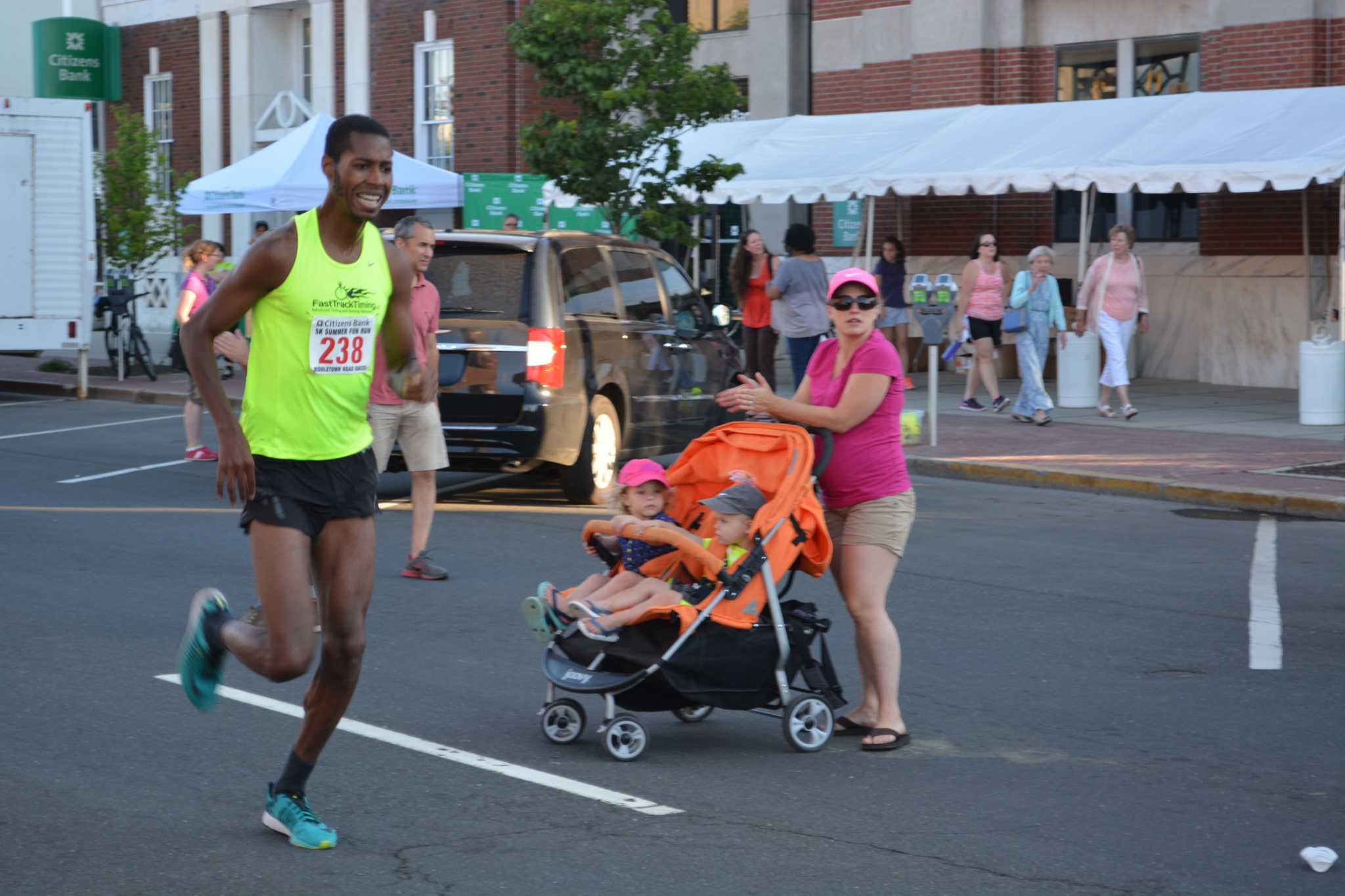 Citizens Bank Fun Run, 5K Middletown 2015