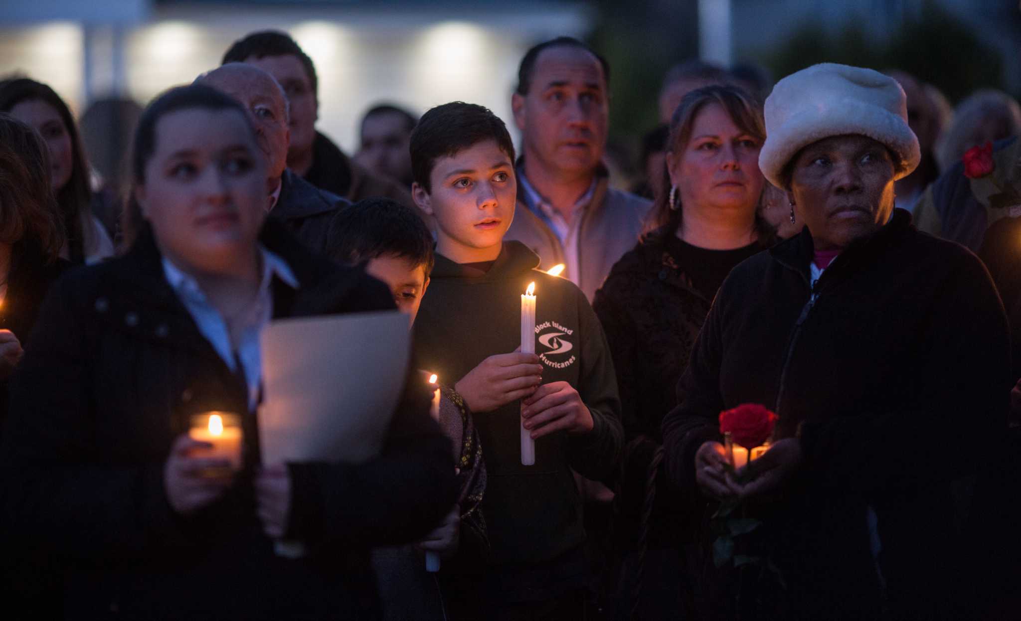 Photos: Vigil for First Selectman Dick Smith in Deep River