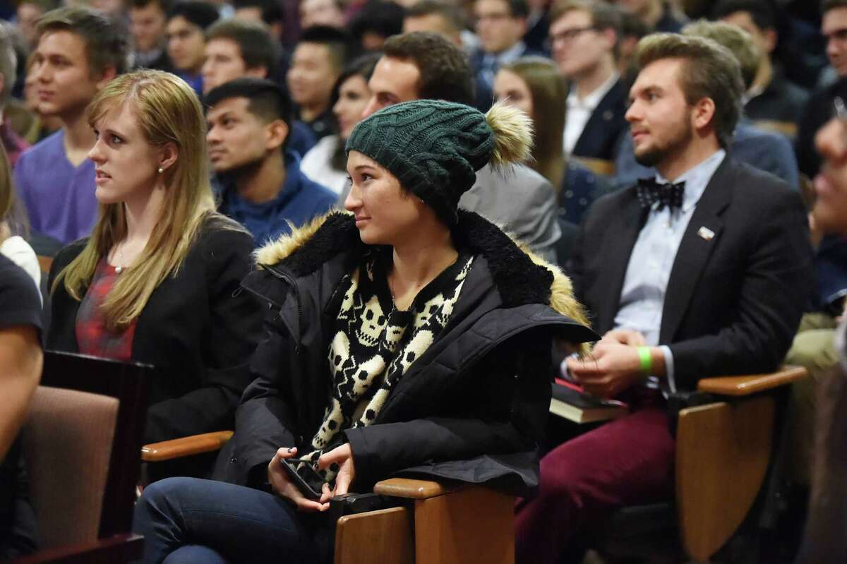 PHOTOS: Dr. Ben Carson speaks at Yale University