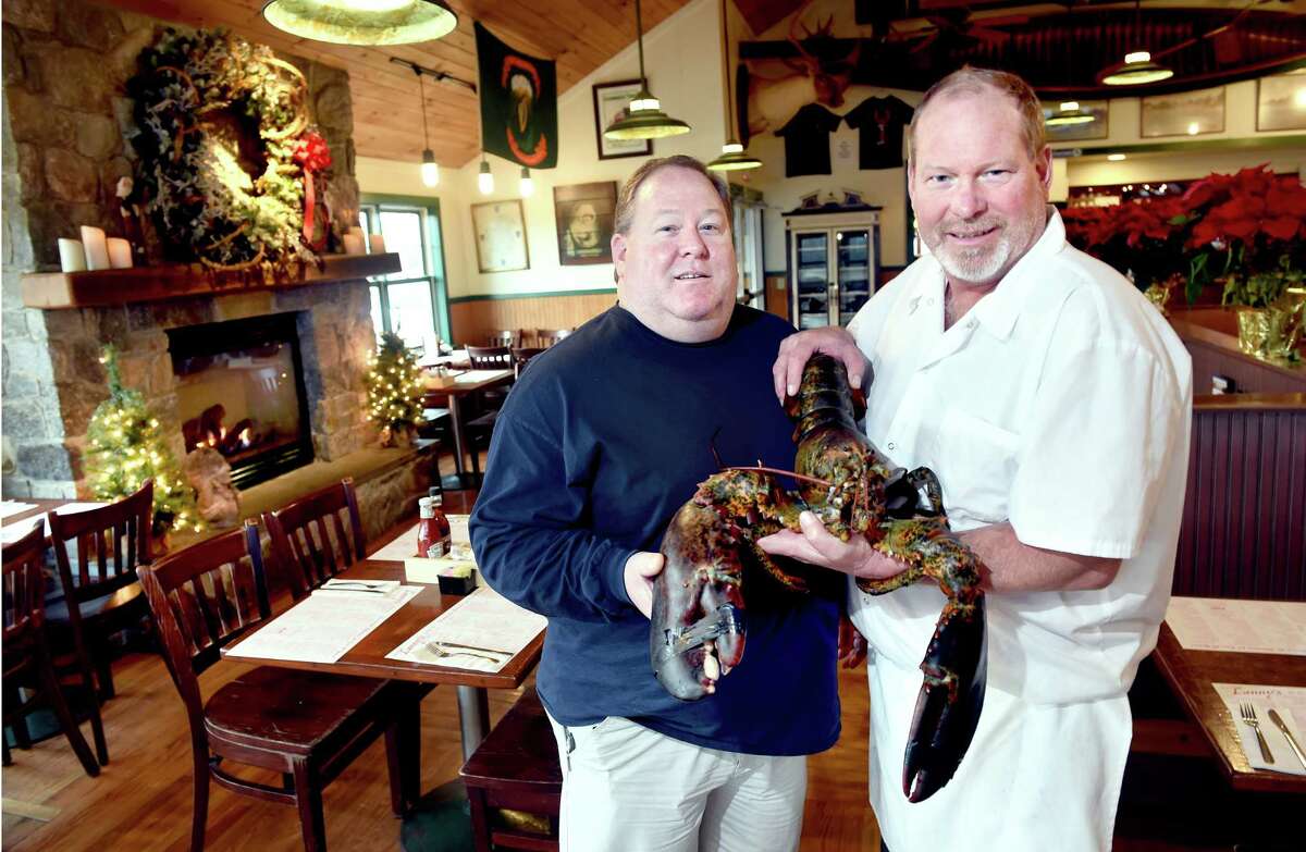 Photos of Seafood Standouts, Lenny's and Stowe's