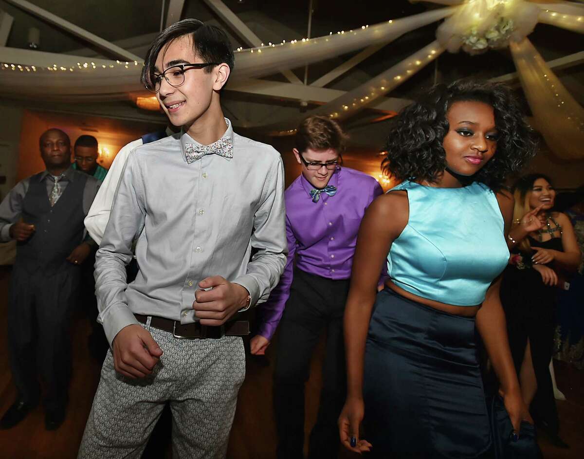 PHOTOS: Prom: Engineering & Science University Magnet School