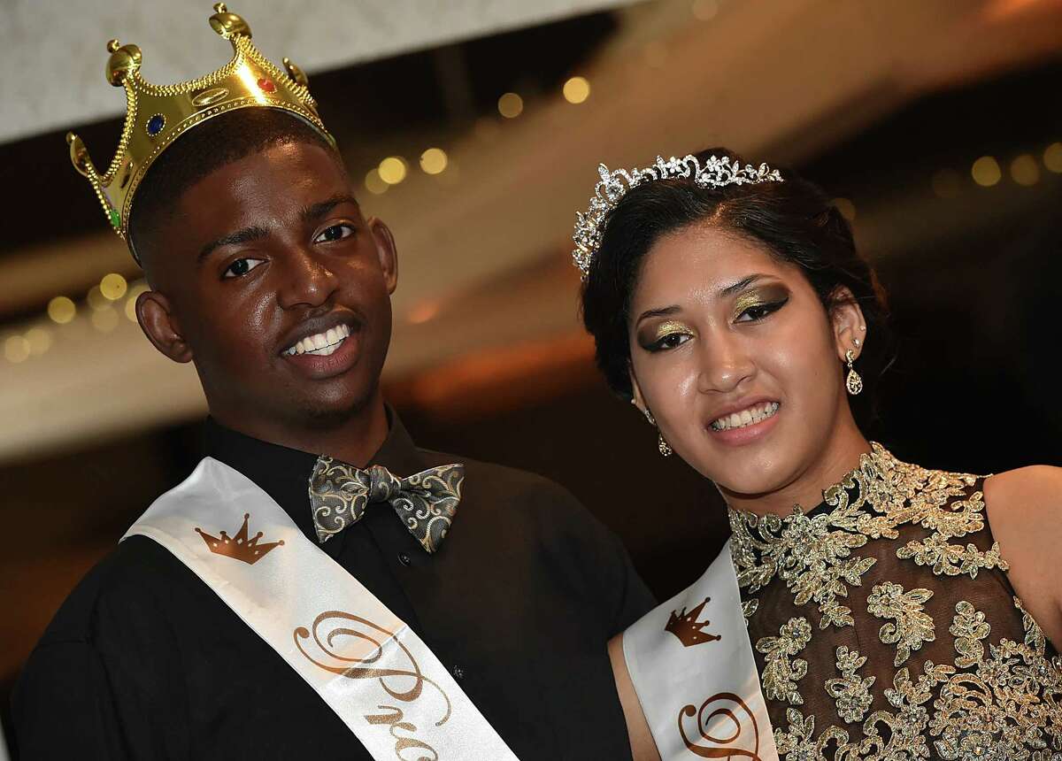 PHOTOS: Prom: Engineering & Science University Magnet School