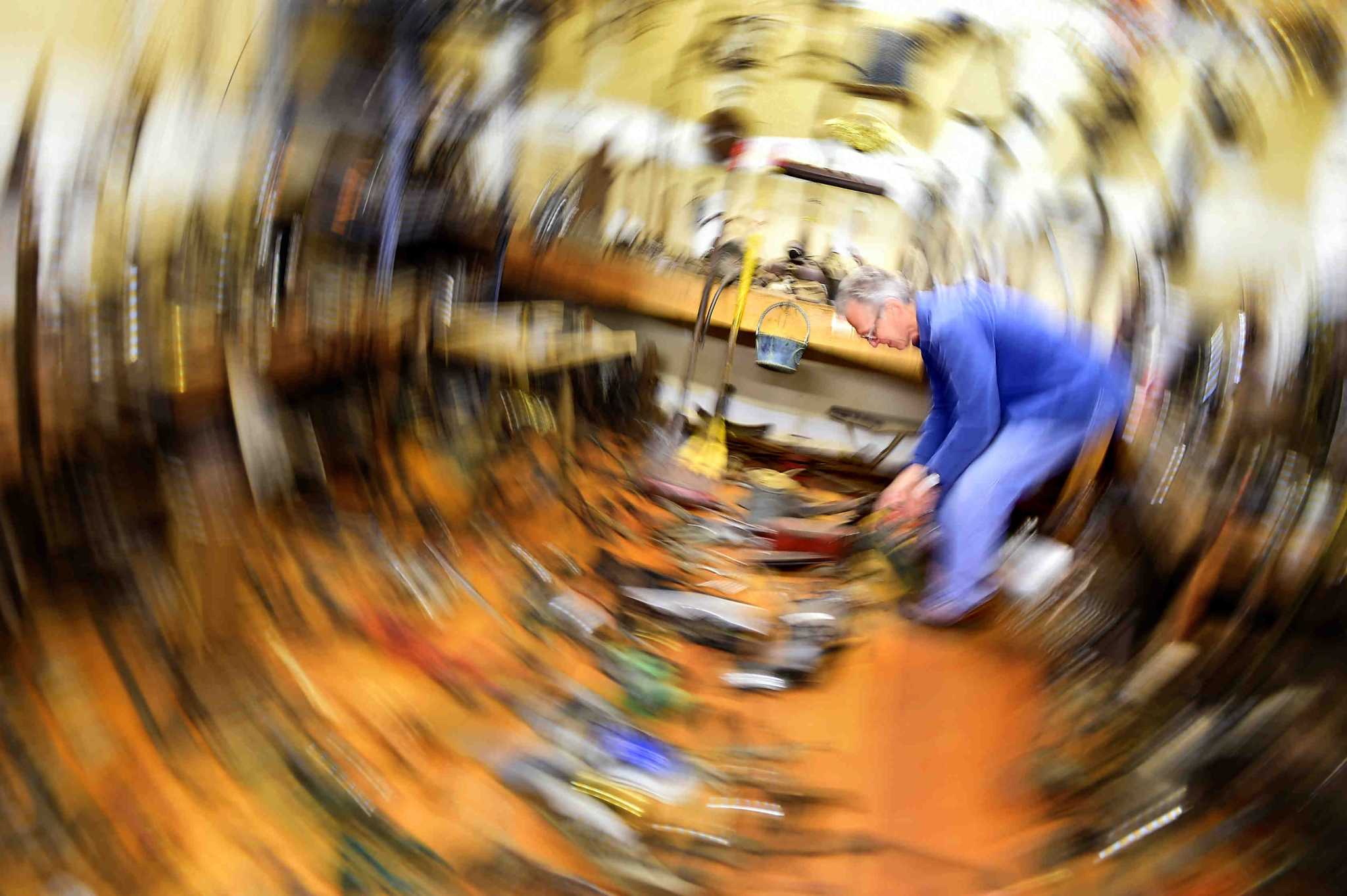 151006ph_Stuart Lerner Metal Sculptor