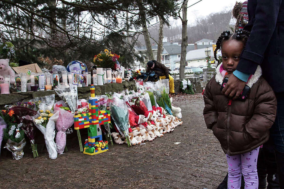 Sandy Hook report: Adam Lanza acted alone in slayings; motive may never ...
