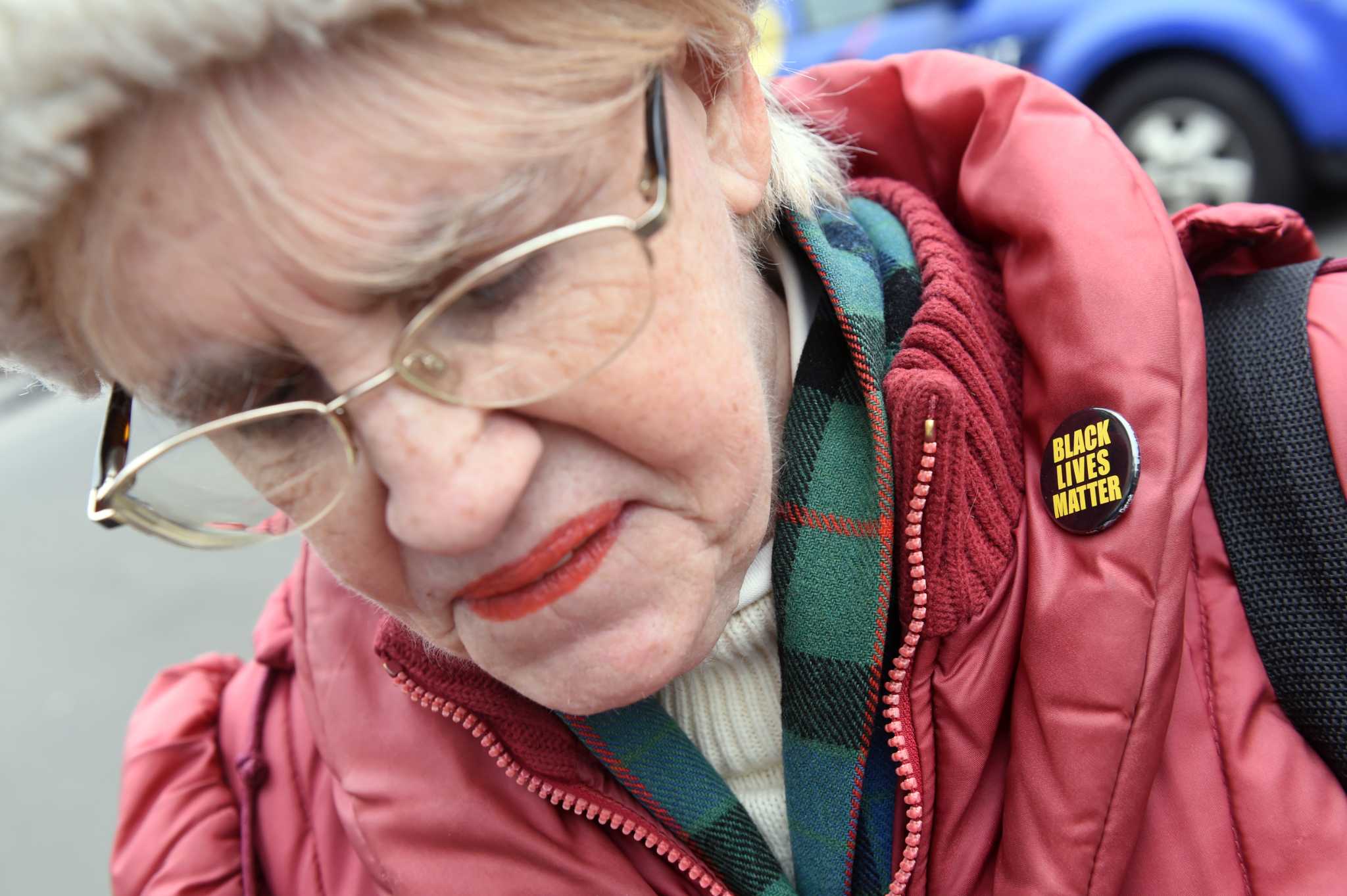 Sheila Mullins's Instagram, Twitter & Facebook on IDCrawl