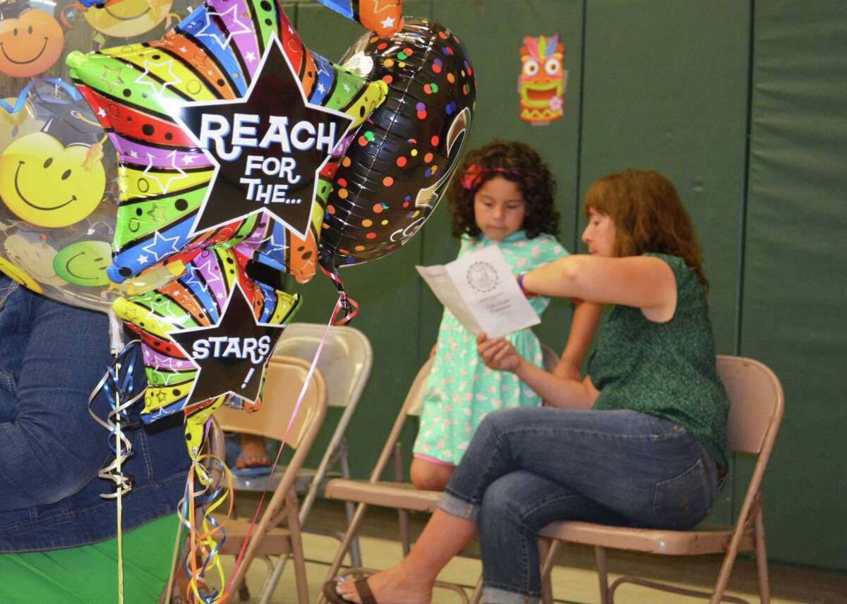 Photos of fifth-grade promotion at Macdonough Elementary School in ...