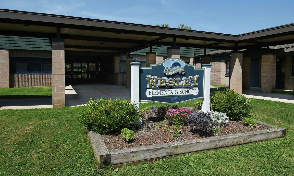 Middletown school district rolling out co-teaching model, other new ...