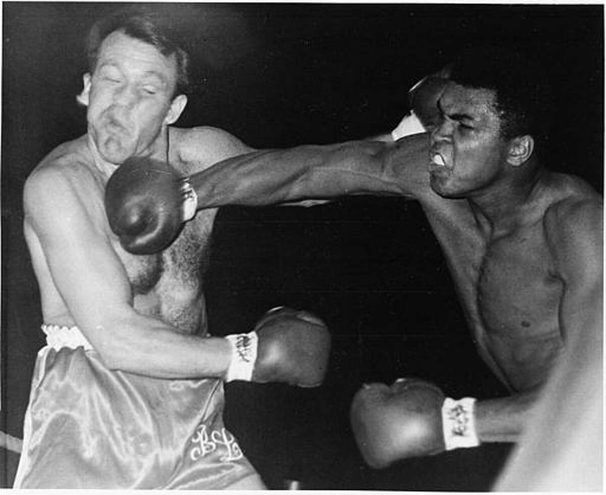 Muhammad Ali, who riveted the world as ‘The Greatest,’ dies at 74