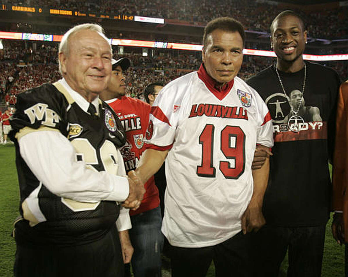 Muhammad Ali, who riveted the world as ‘The Greatest,’ dies at 74