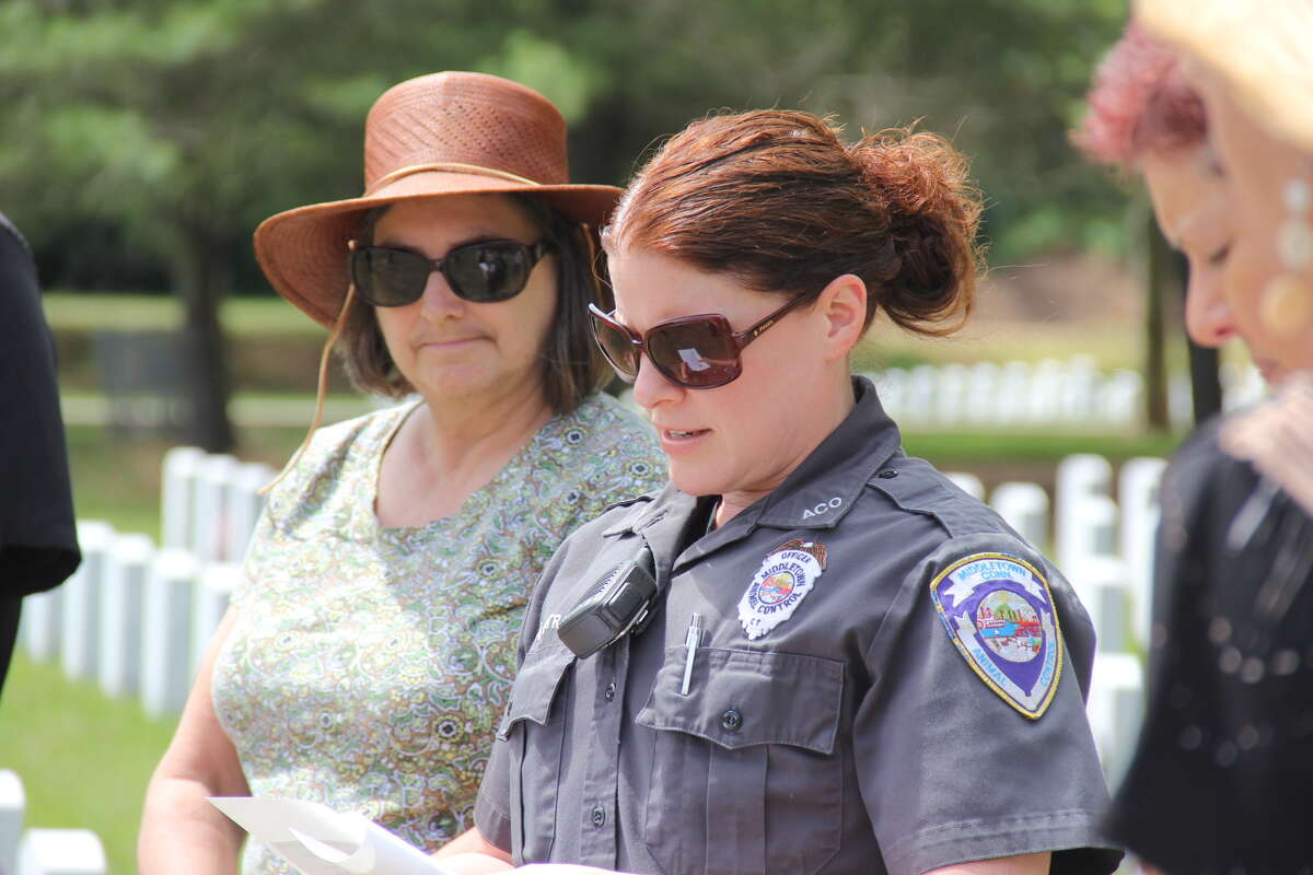 Photos: Middletown officers arrange military burial for Charlotte ... Photos: Middletown officers arrange military burial for Charlotte ...