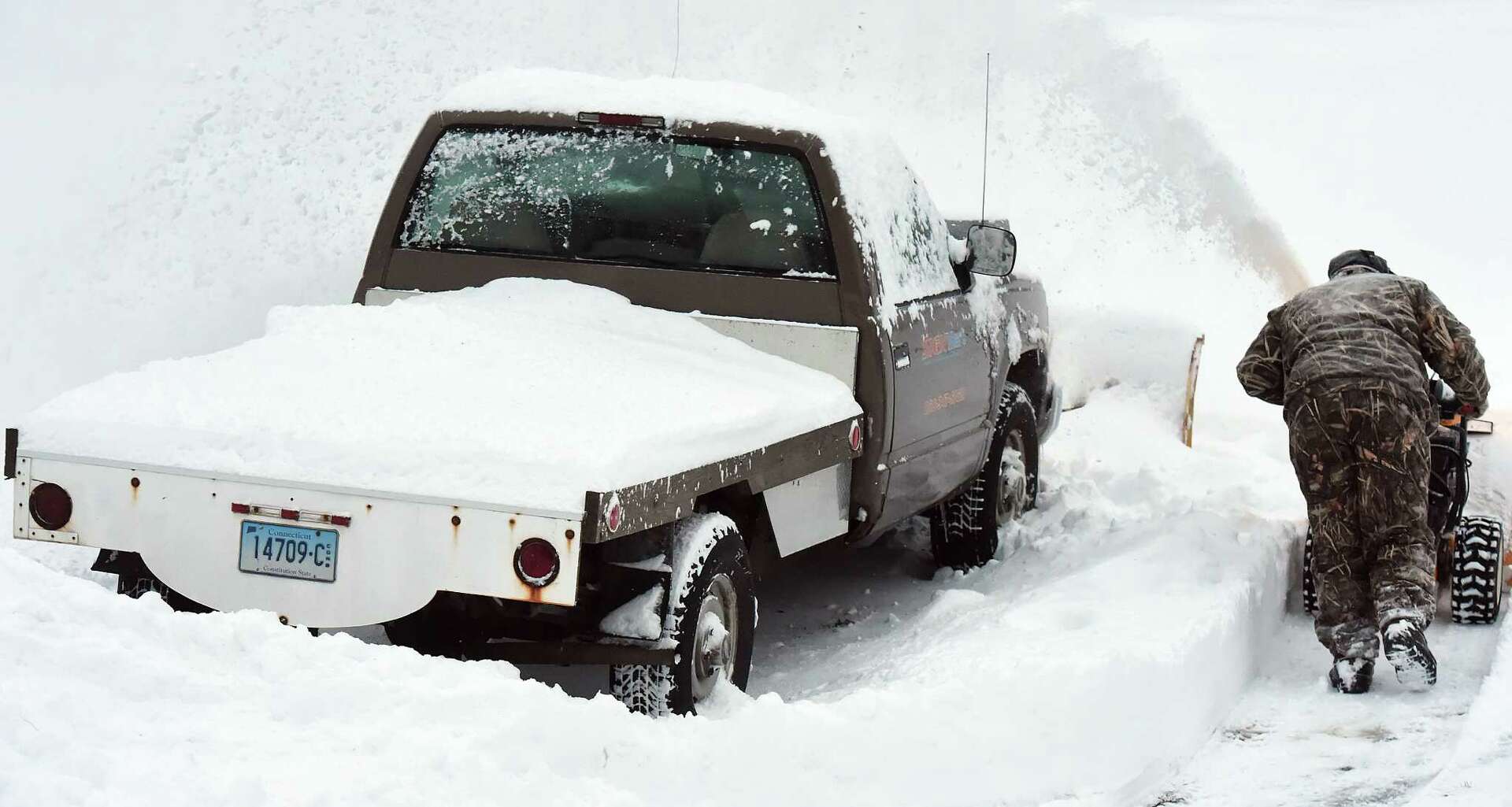 Middletown residents weather the snowstorm