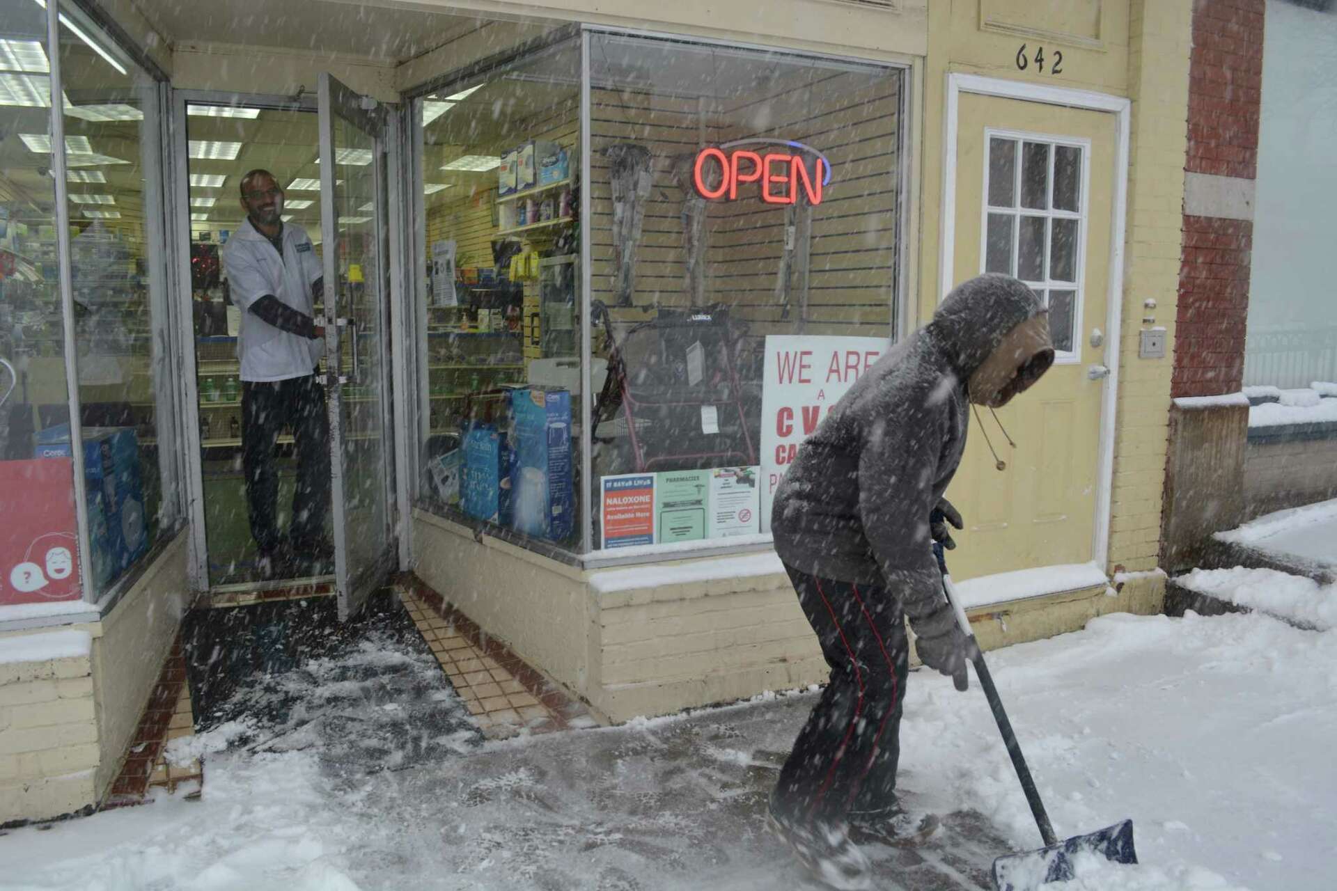 Middletown residents weather the snowstorm