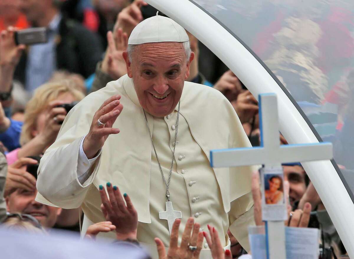 Photos of popes through the years