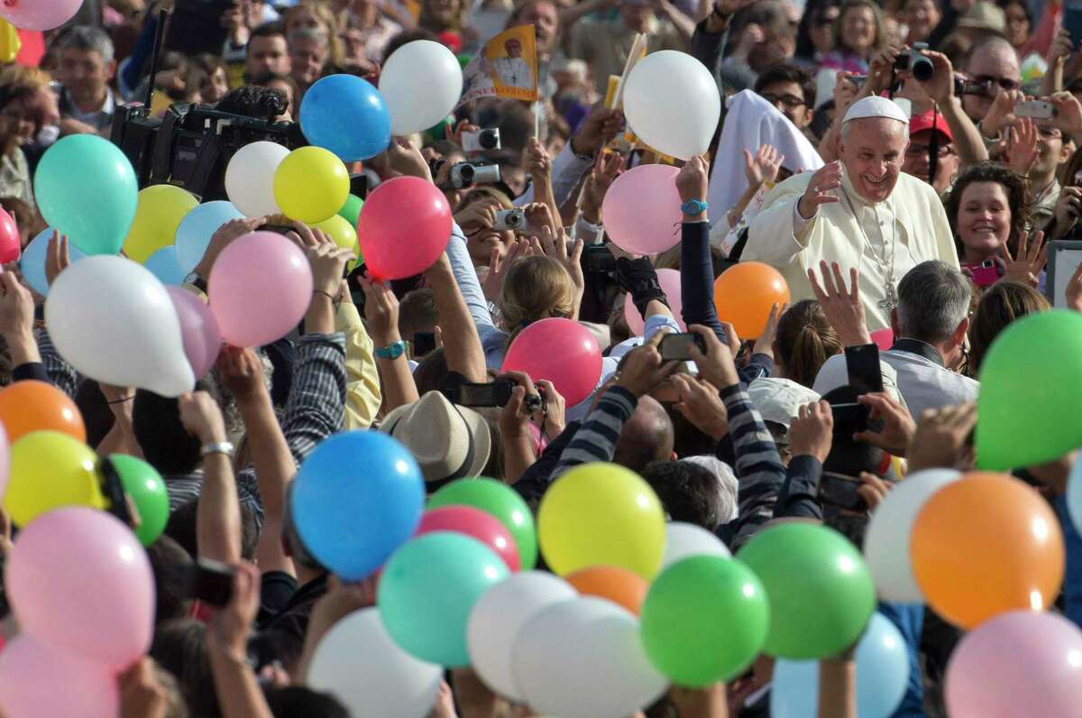 Photos of popes through the years