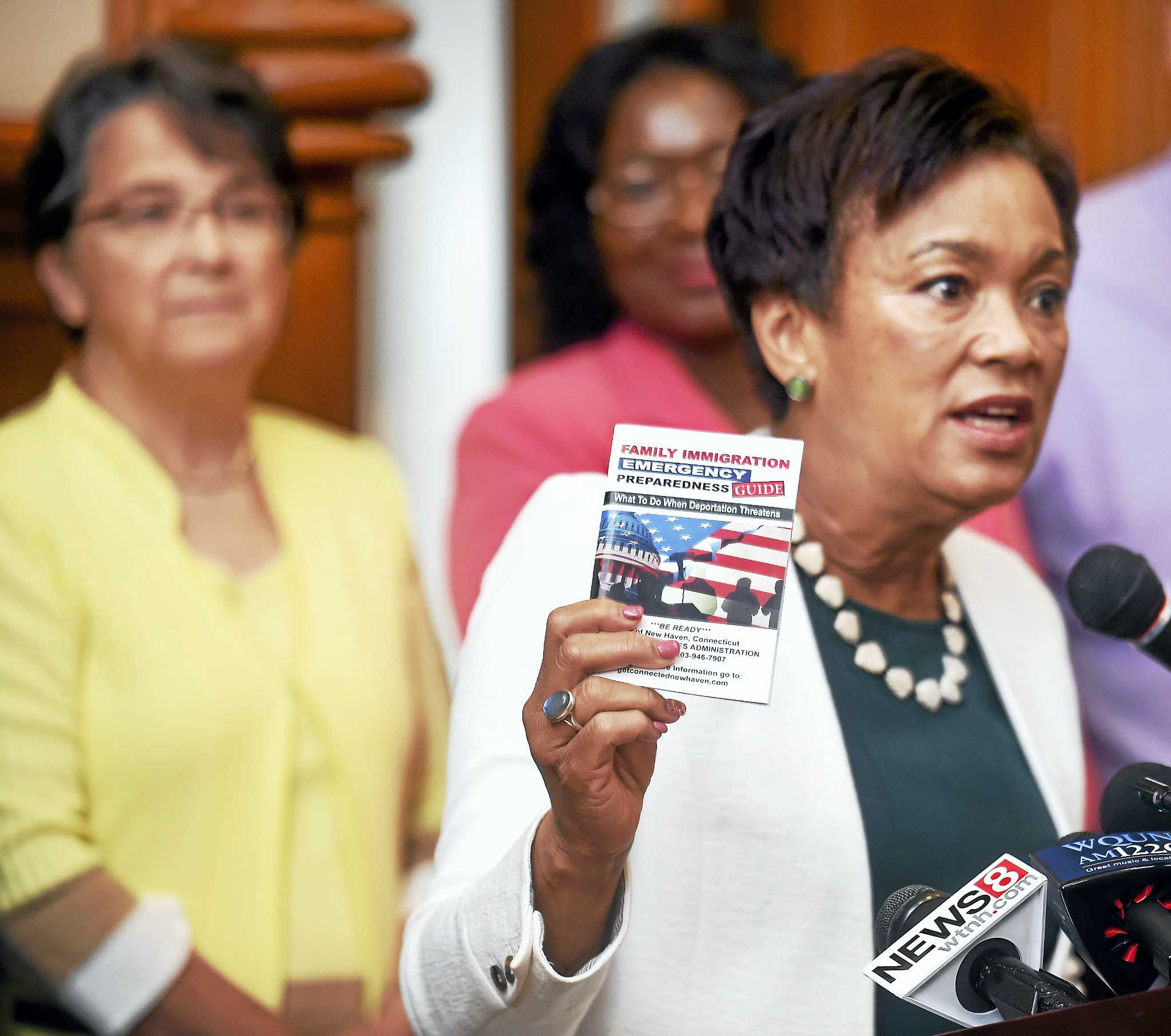 New Haven unveils emergency preparedness booklet for immigrant families