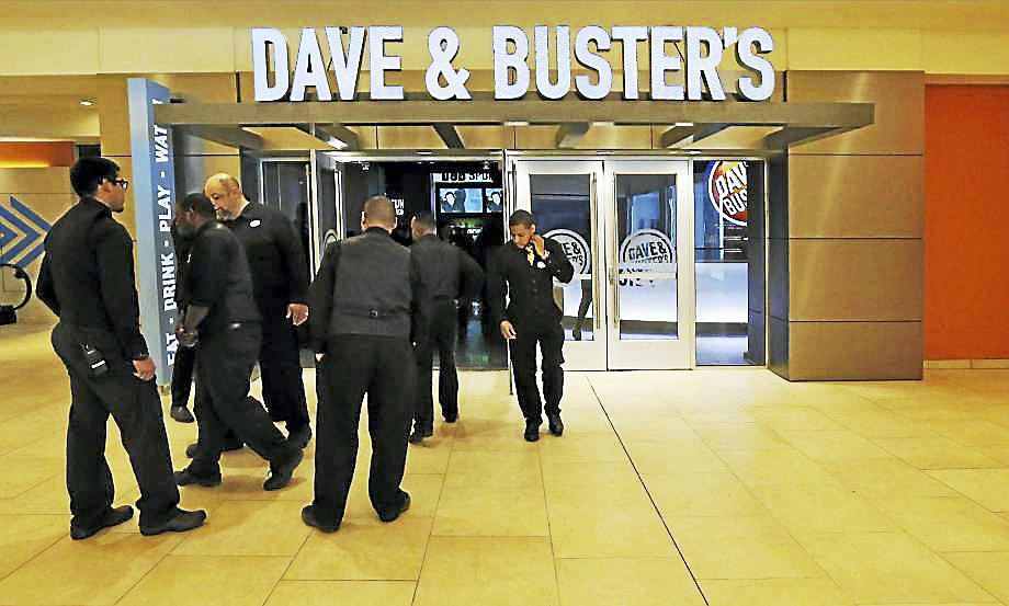 Dave & Buster’s coming to Milford
