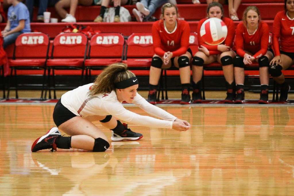 VOLLEYBALL: Splendora loaded with seniors for 2017 season