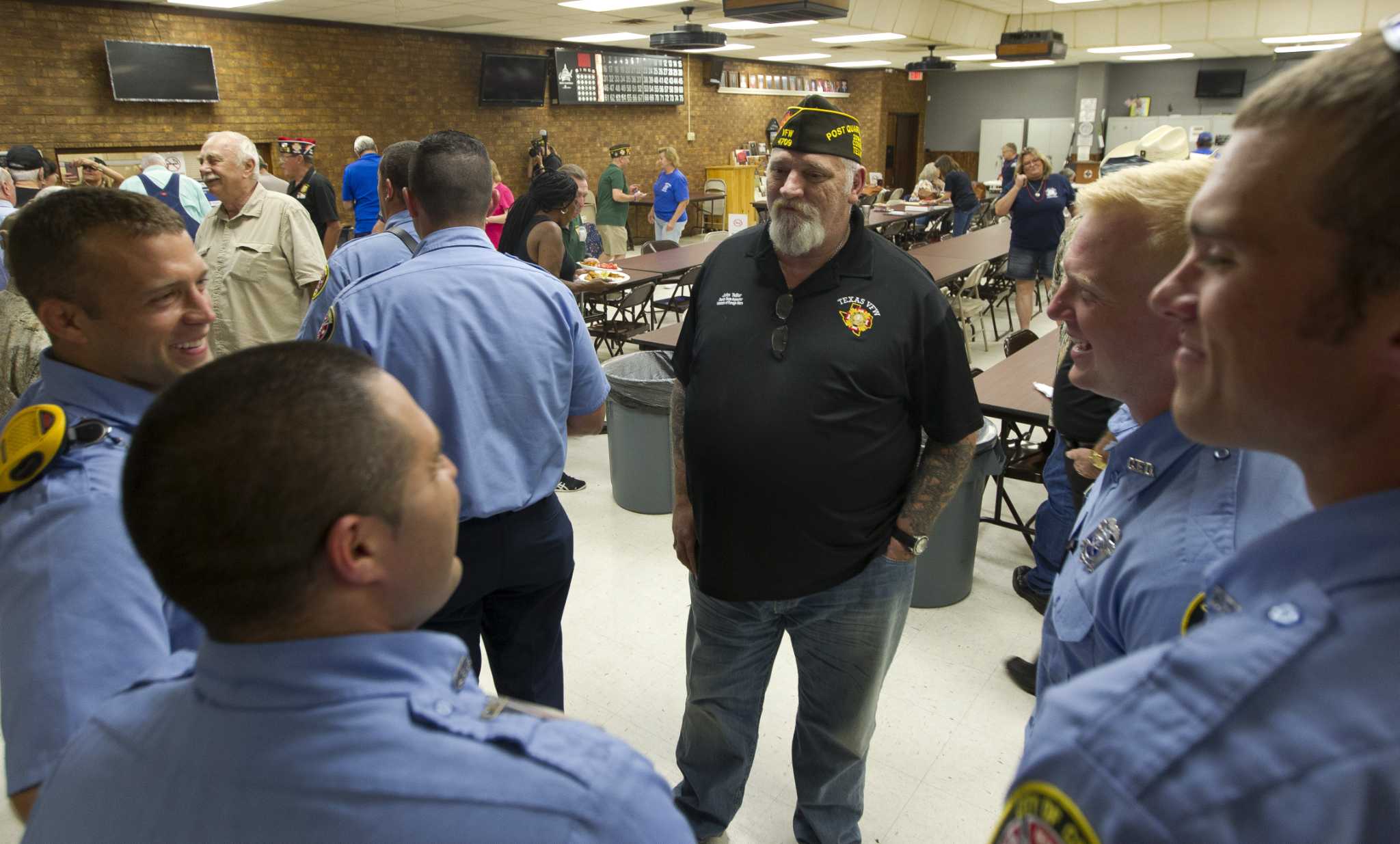 Heroes helping heroes: Conroe firefighters donate $22,000 to local VFW
