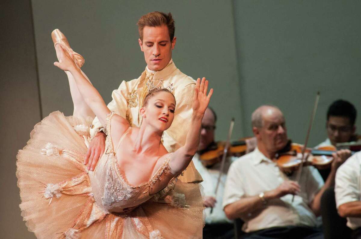 Photos: Philadelphia Orchestra returns to SPAC