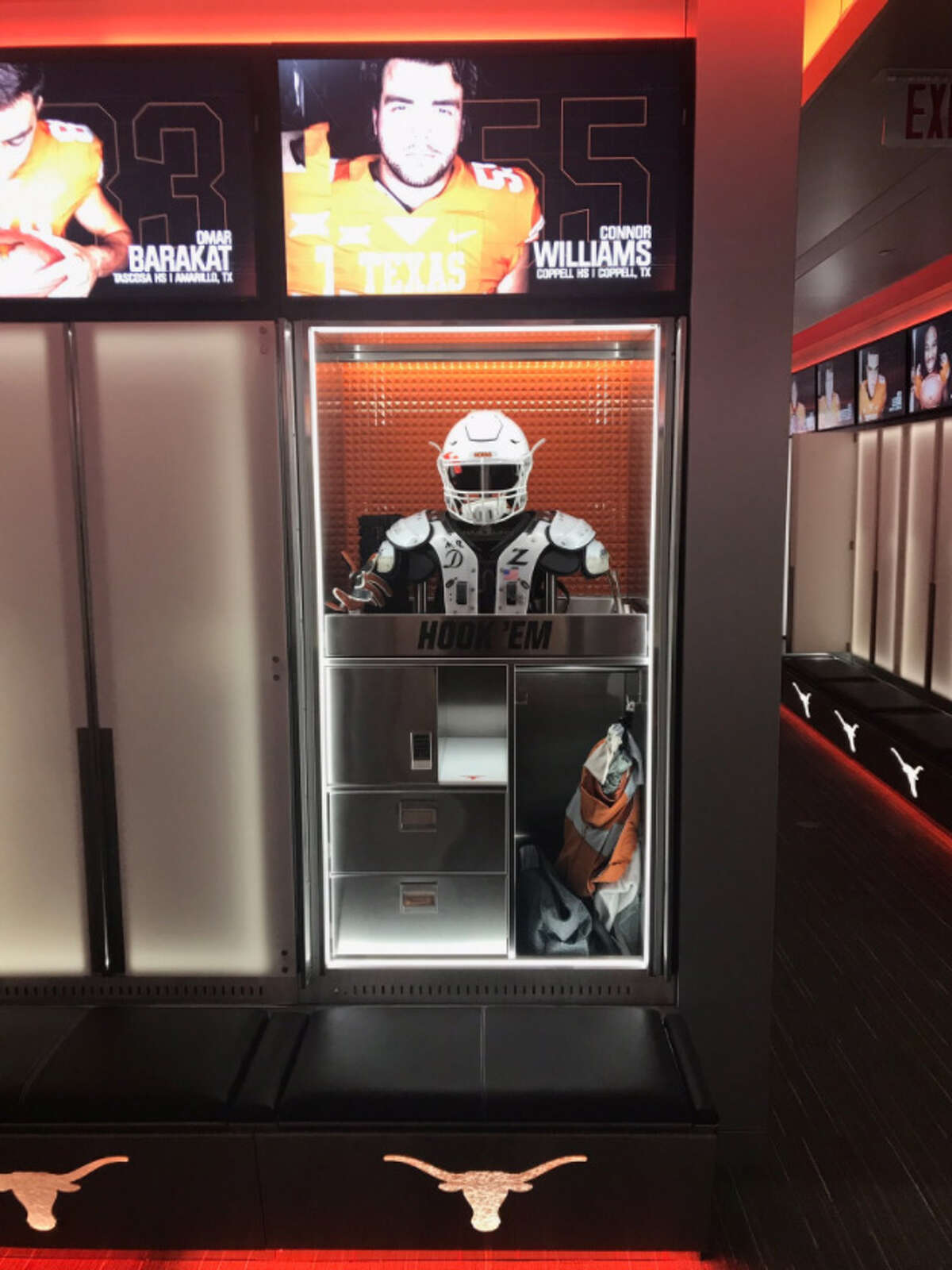 Longhorns unveil lockers that cost $8,700 each