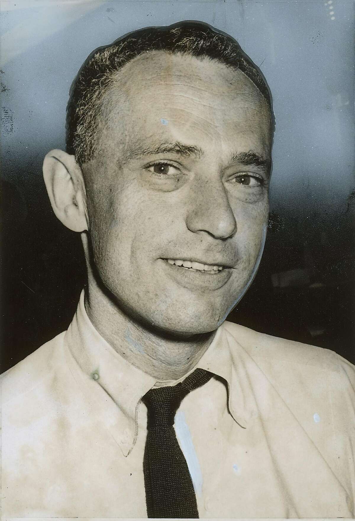 A toast to David Perlman: A journalist and colleague extraordinaire retires