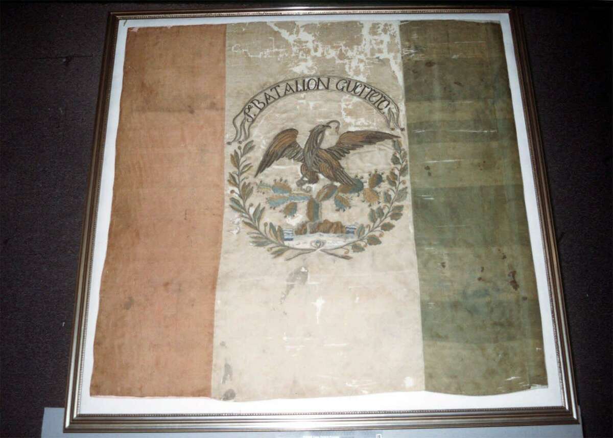 Texans have long sought Alamo flag