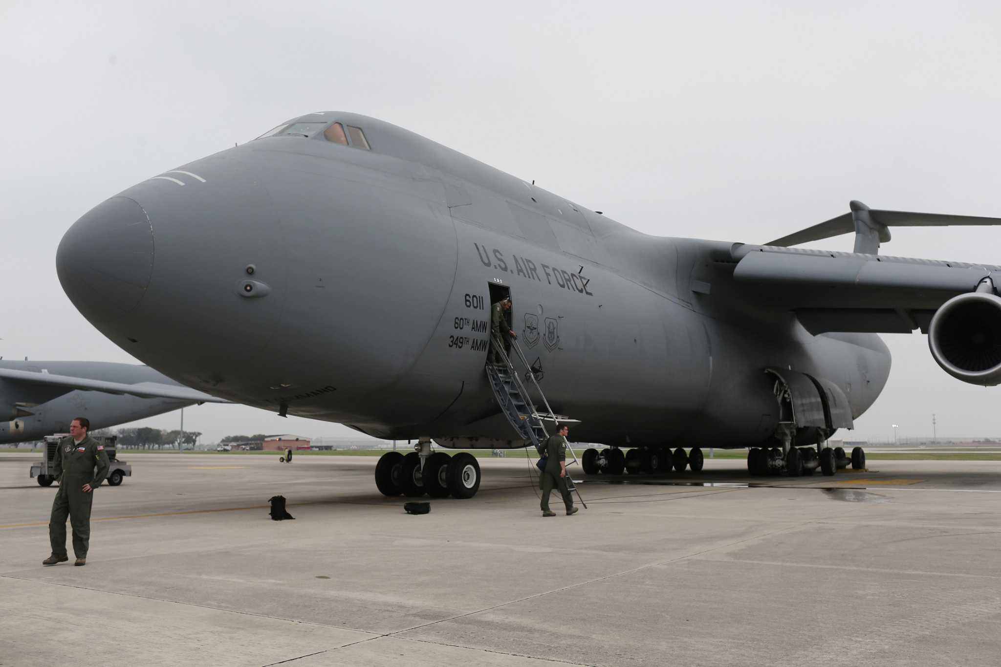 C-5 fleet grounded for landing gear fix