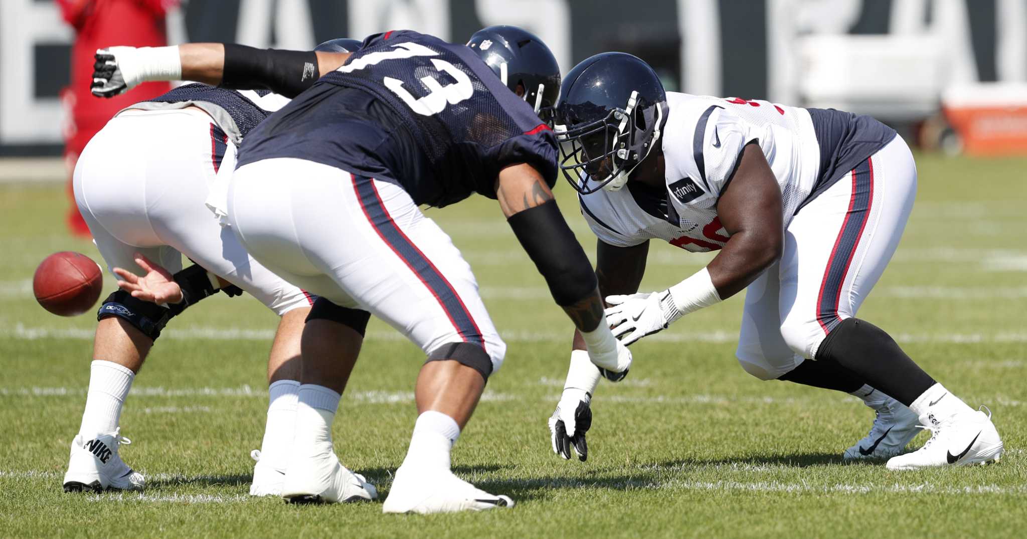 Texans' Nick Martin enjoys competing with D.J. Reader