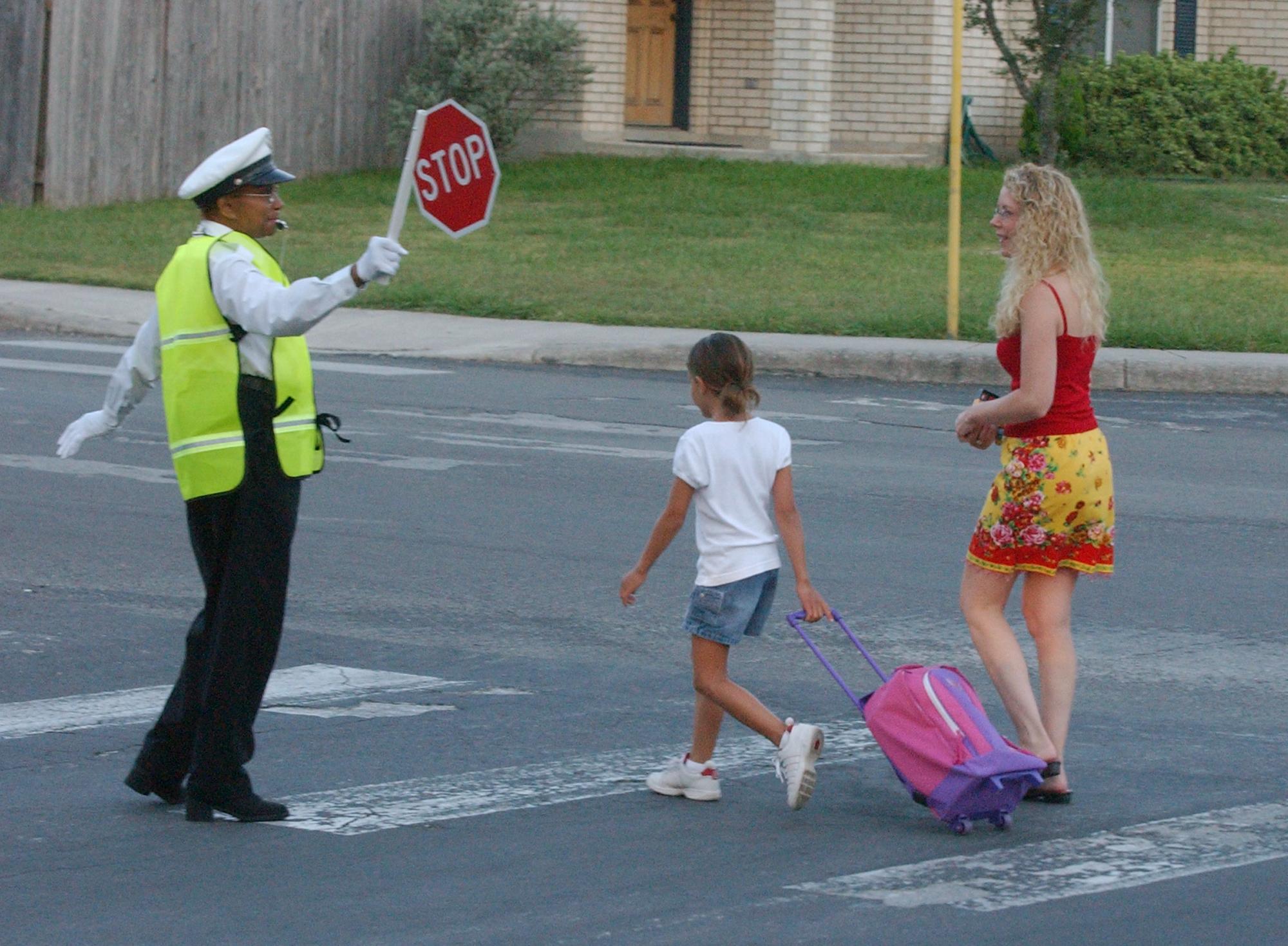 Slow down: Tips for school zones in Houston-area, as teachers, parents ...
