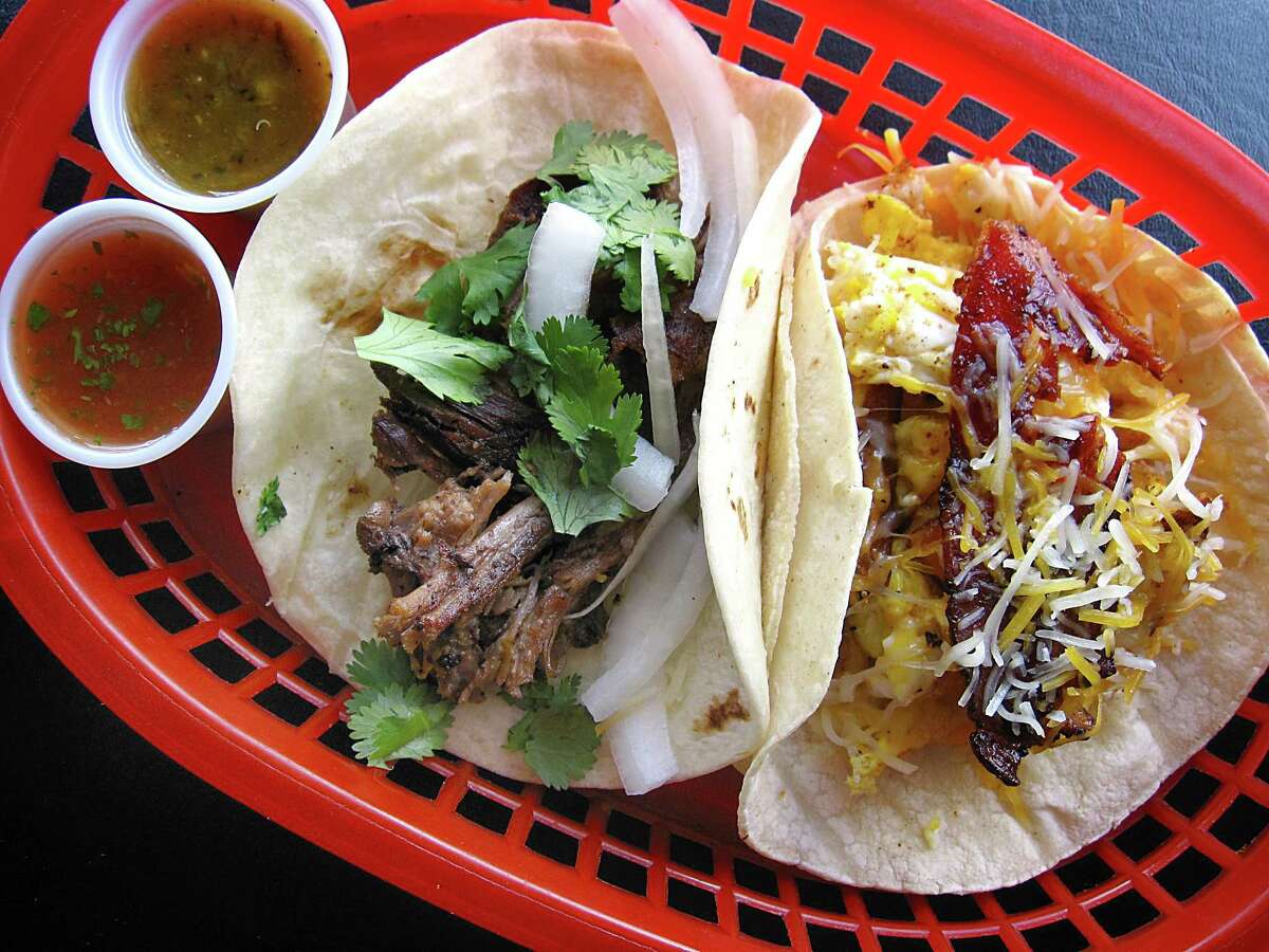 365 Days of Tacos: Flaco’s Burgers & Tacos