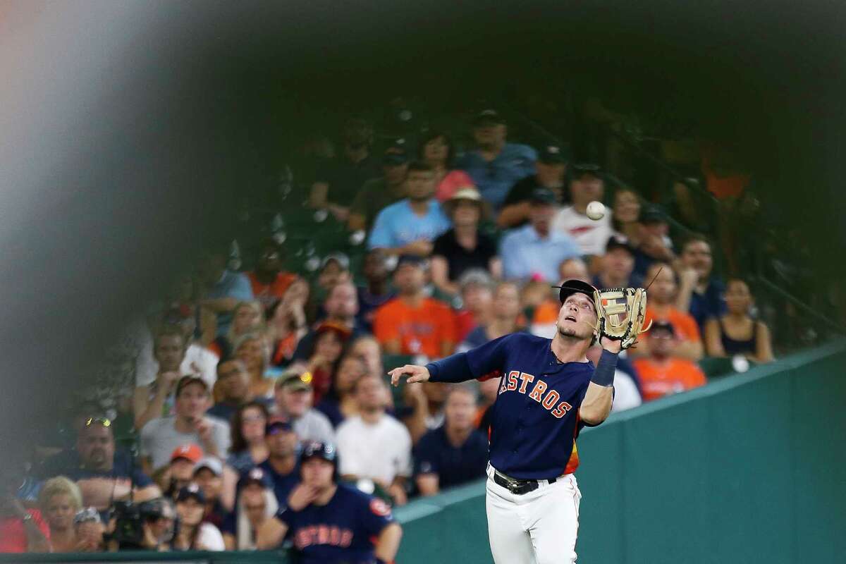 Astros make minor changes to MMP's batter's eye