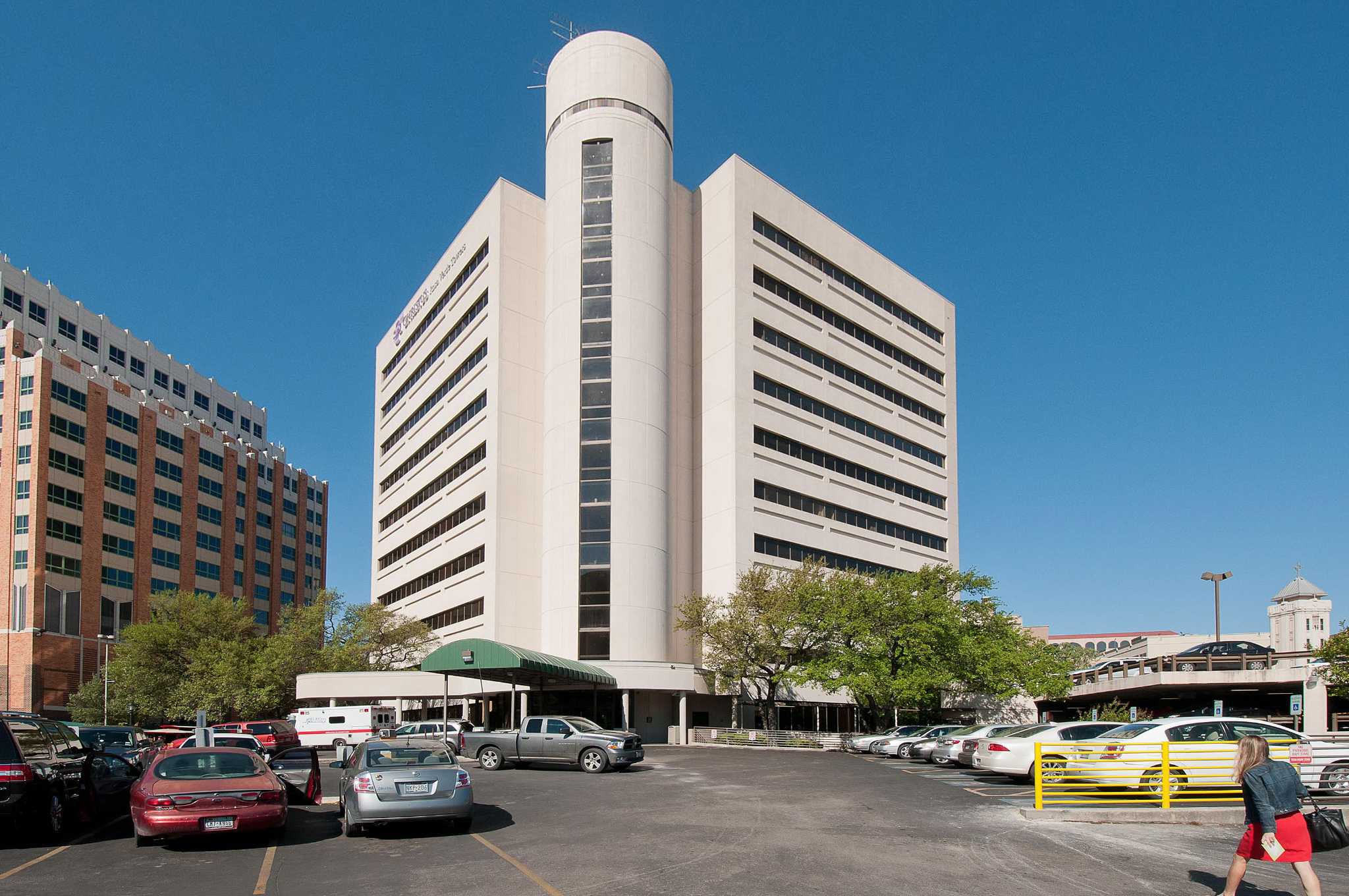 Partnership buys four medical towers in downtown San Antonio and on NW Side