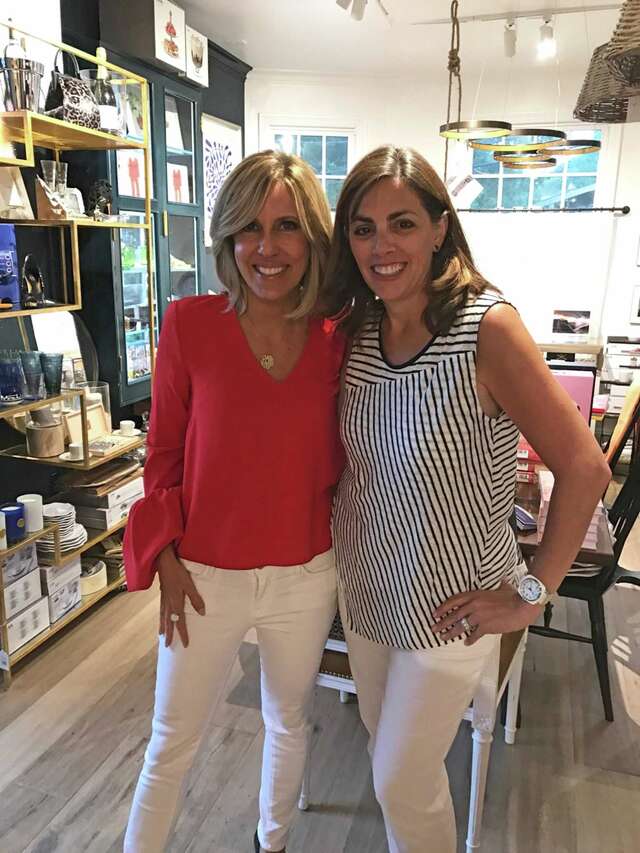 CNN anchor shares new novel with Greenwich crowd