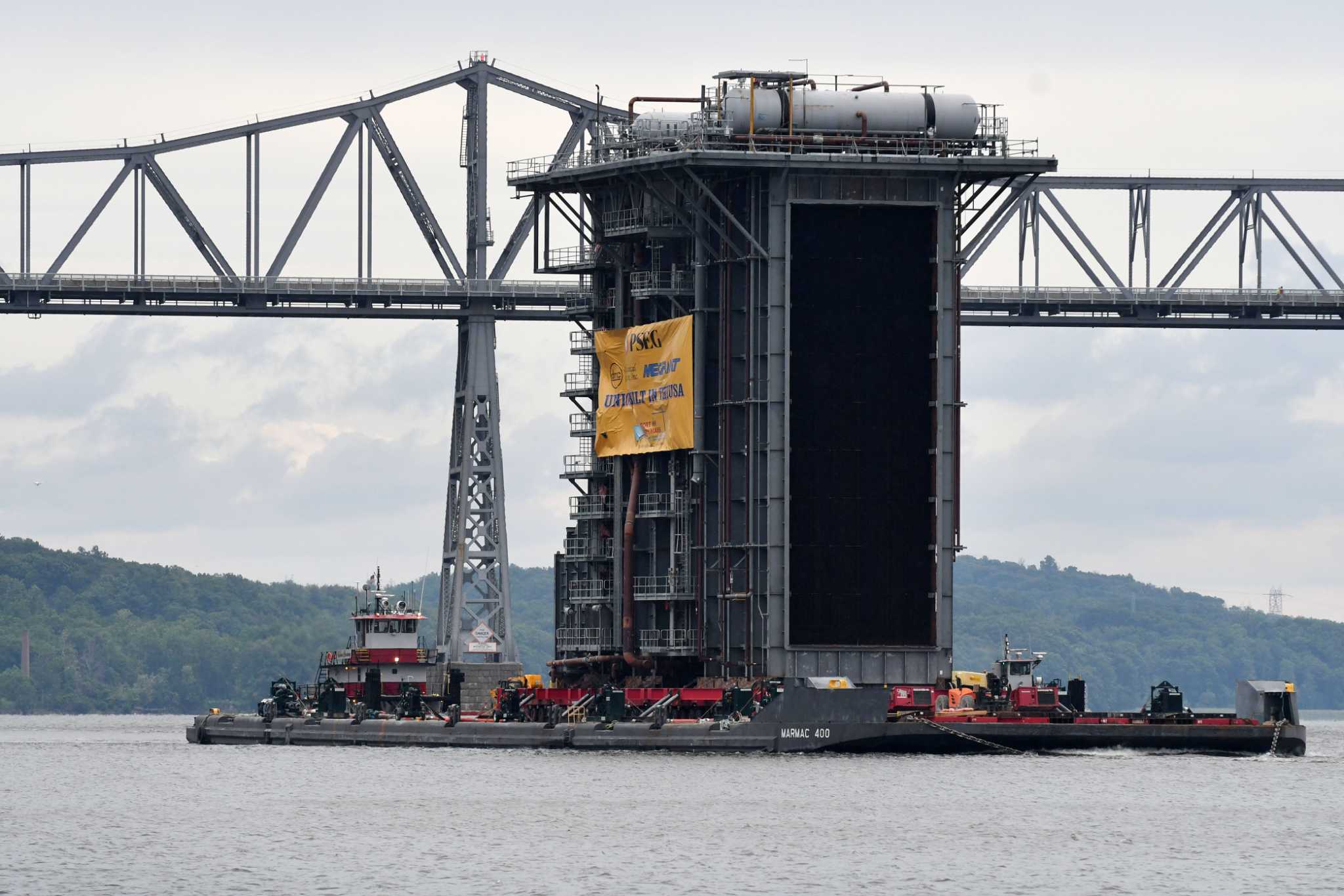 Massive generator heading down Hudson River