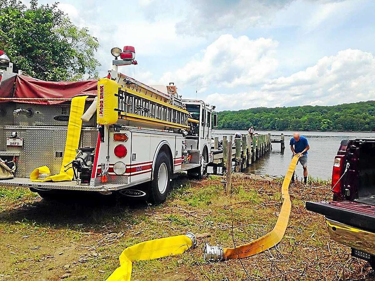 Deep River blaze started in nearby truck, fire department says