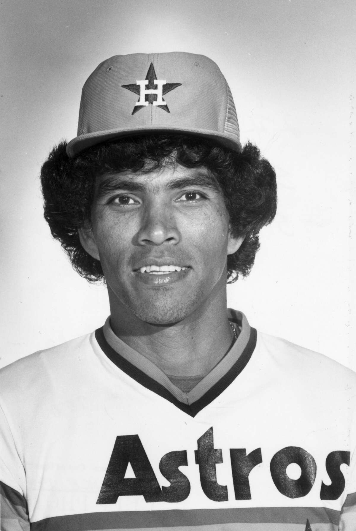 Celebrate Jose Cruz's 70th birthday through throwback photos