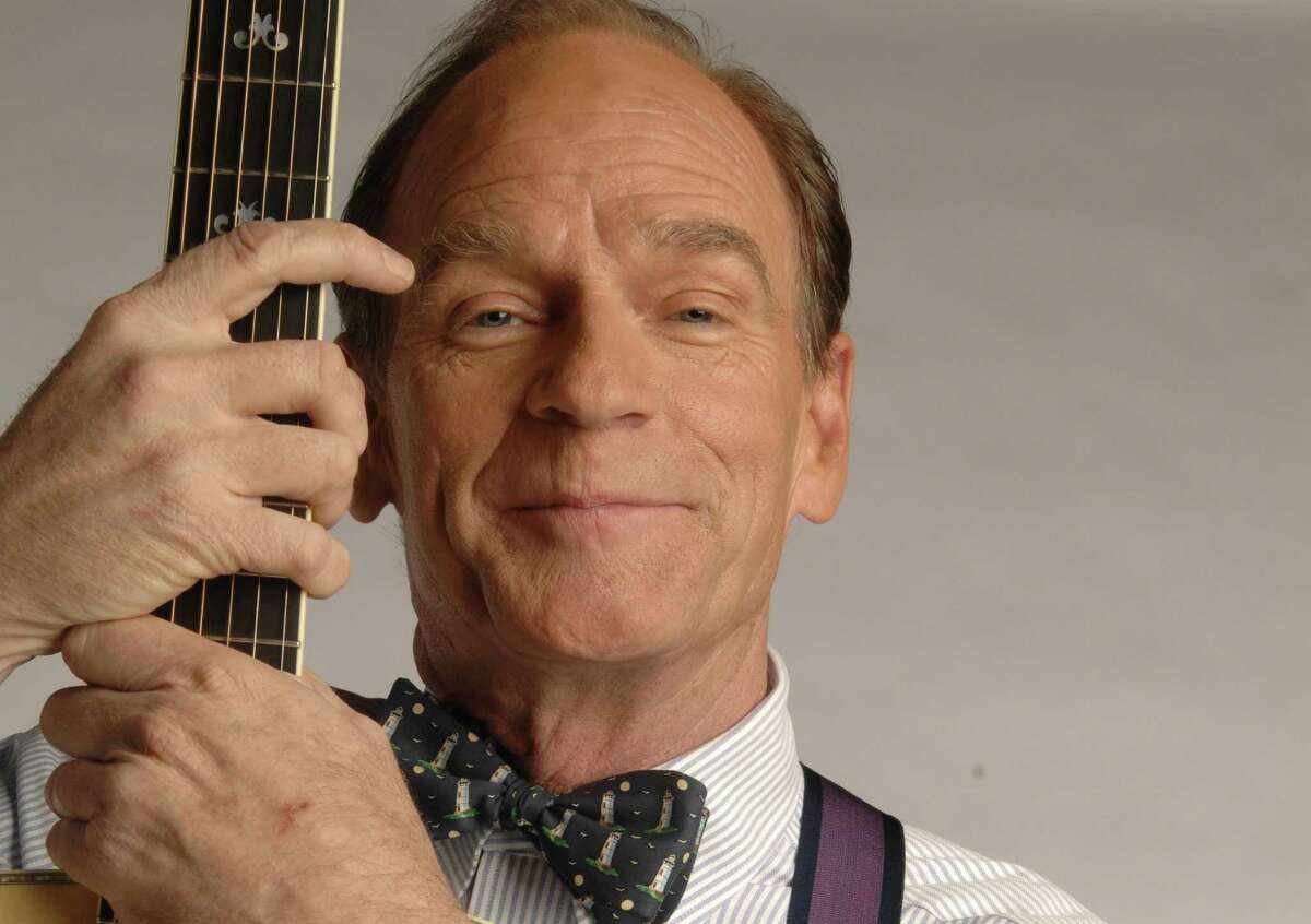 Intimate setting ideal for singer-songwriter Livingston Taylor