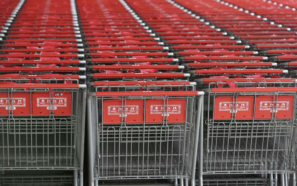 H-E-B opens new store in fast-growing area of San Antonio