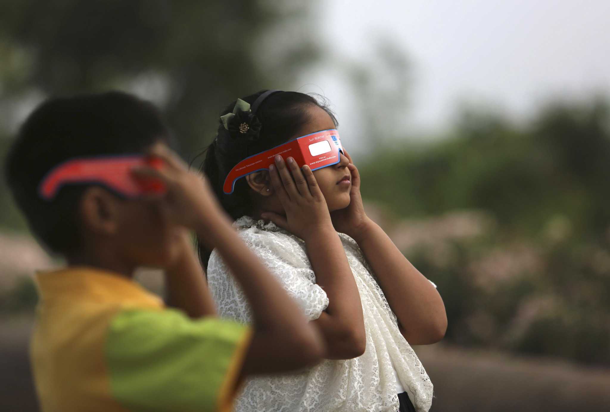 Everything you need to know for a safe solar eclipse