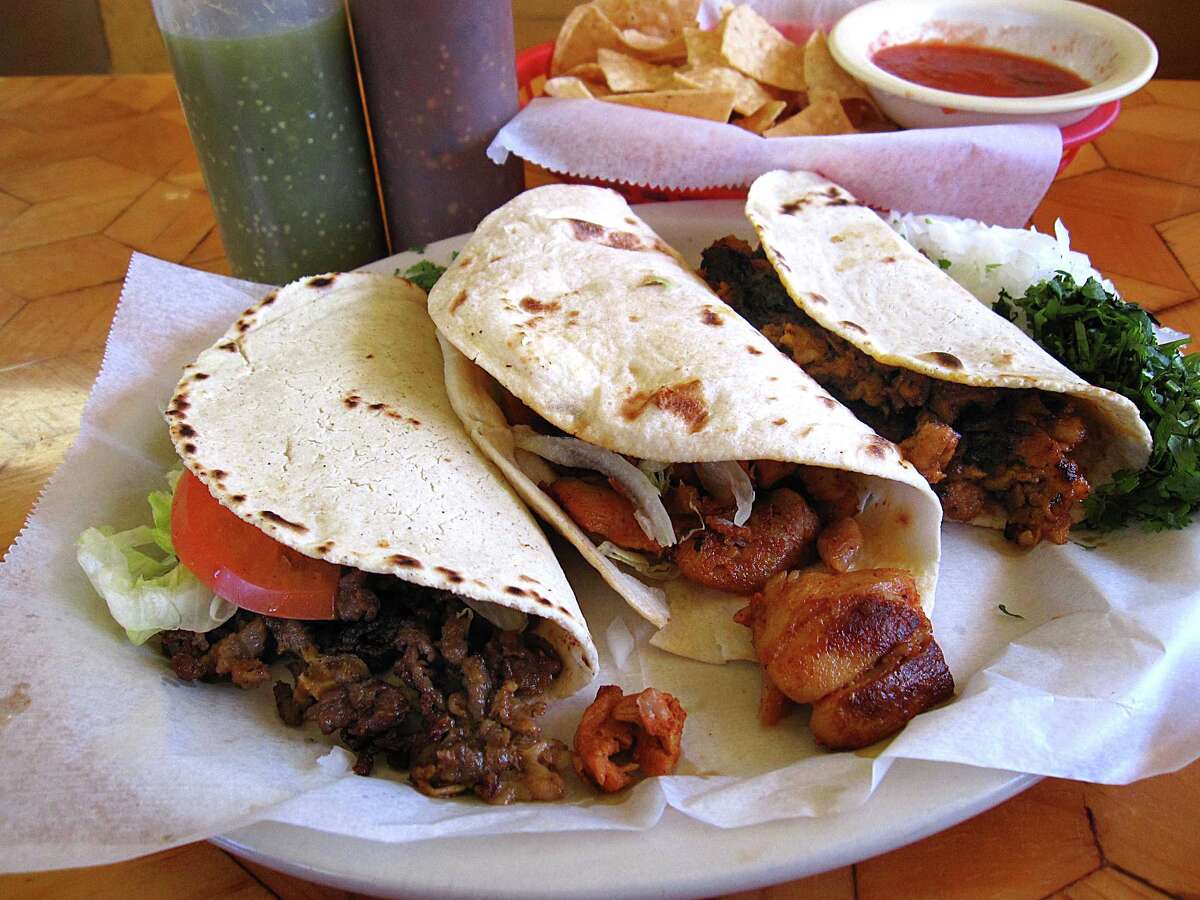 365 Days of Tacos: Taquería Hacienda Tapatia