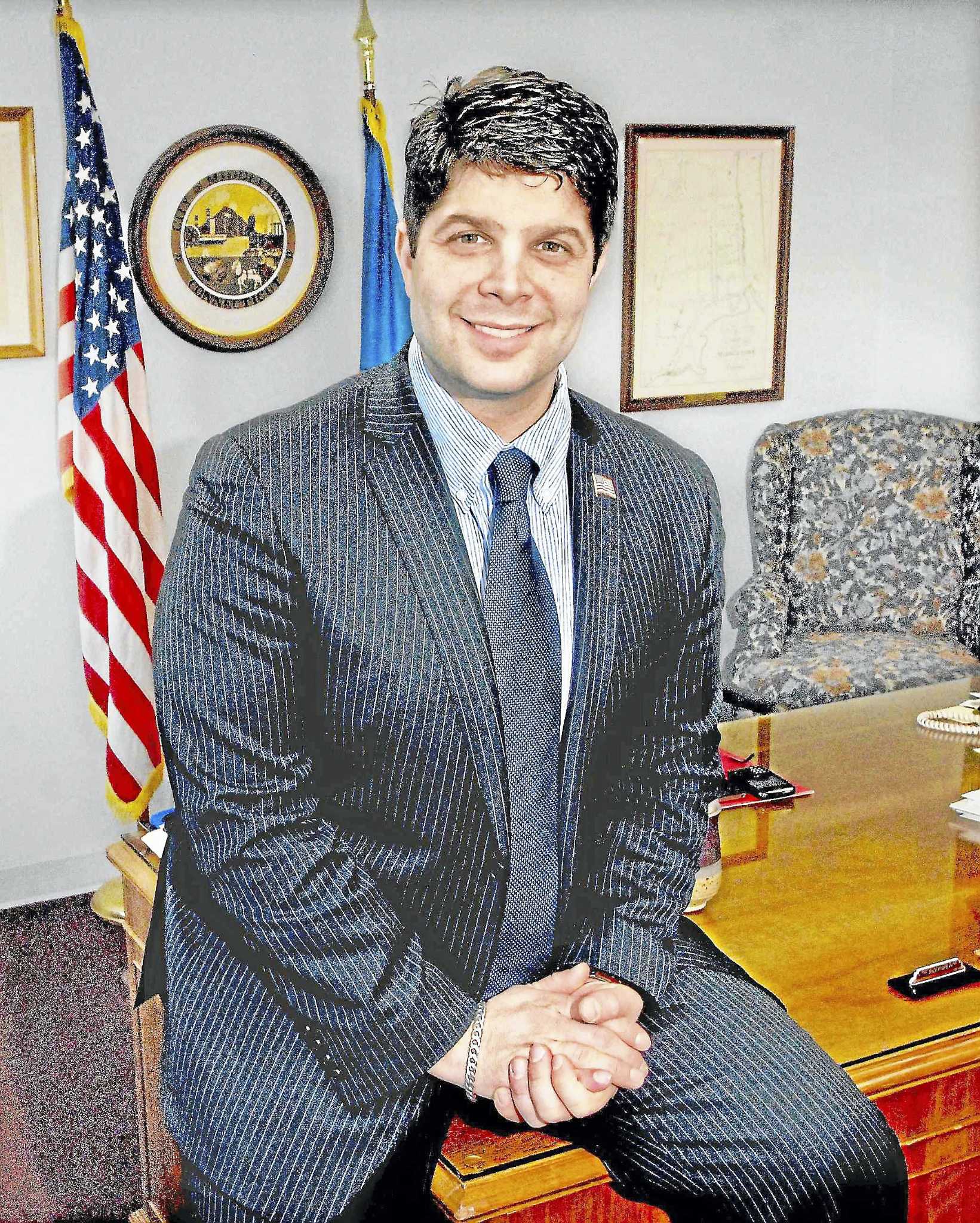 Middletown Mayor Dan Drew explores run for Connecticut governor