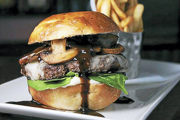 Connecticut’s 20 best burger places